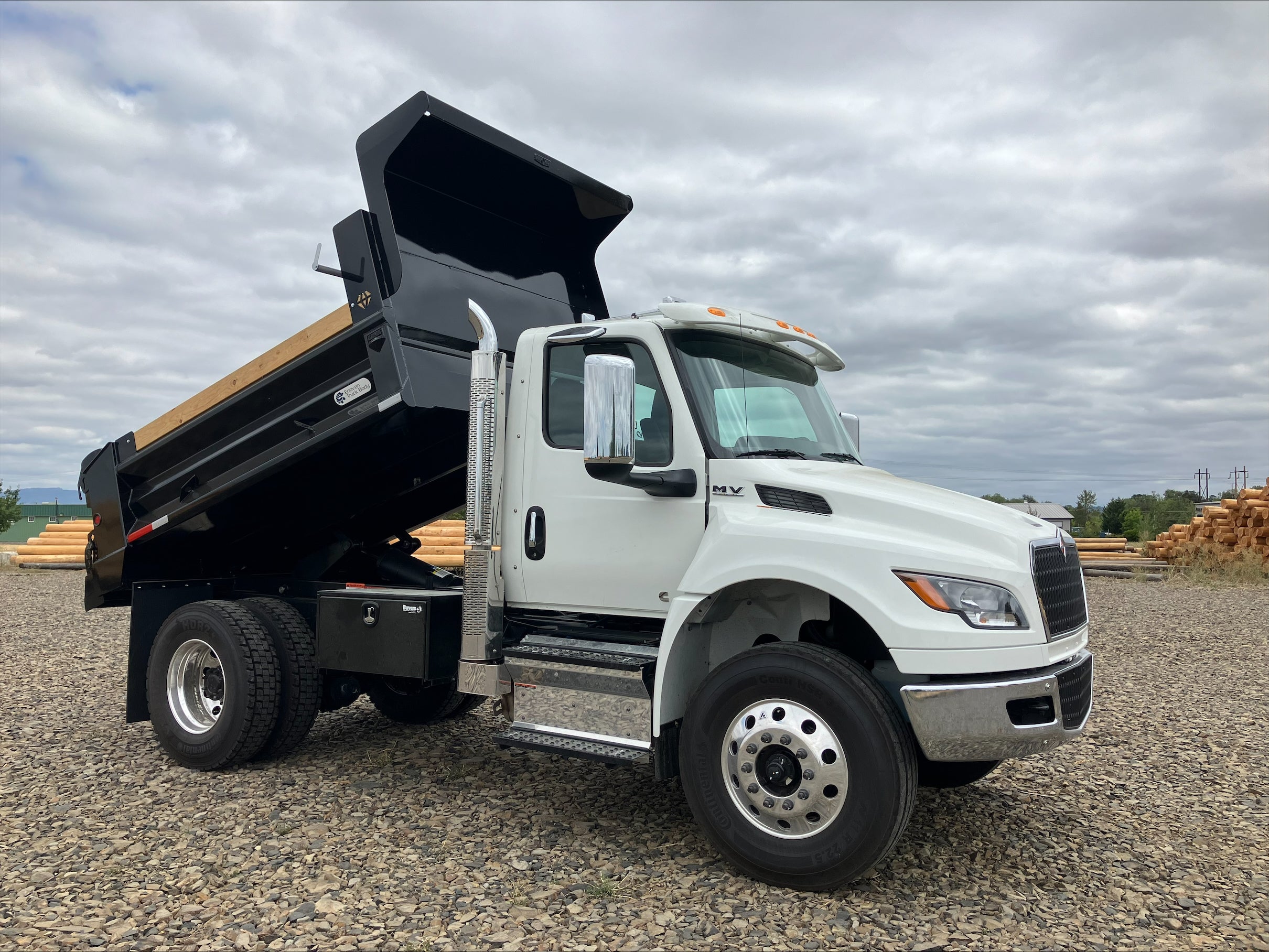 5 Yard Dump Truck
